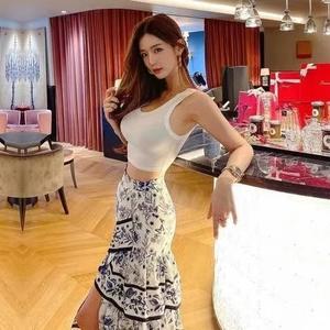 Shinaryen：爱沙尼亚小镇走出的身材颜值双绝网红模特！ - 今日头条